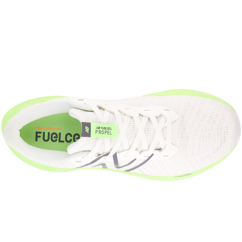 Dámske topánky New Balance FuelCell Propel v4 WFCPRCA4 – biele
